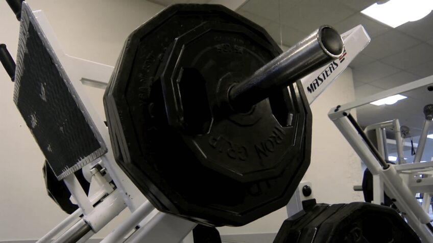 How Much Should I Leg Press? A Comprehensive Guide to Better Quads ...